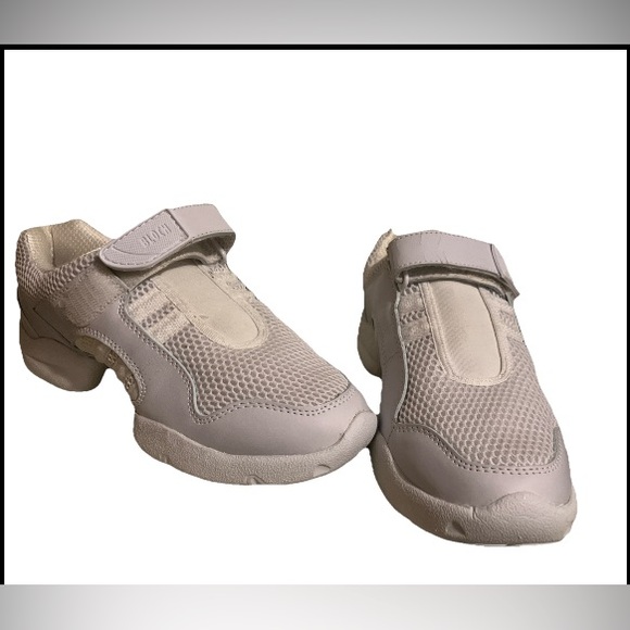 Bloch | Shoes | Bloch Dance Propel Sneaker White Leather Mesh Split ...